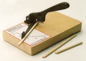 Miter Cut Precision Cutting Tool