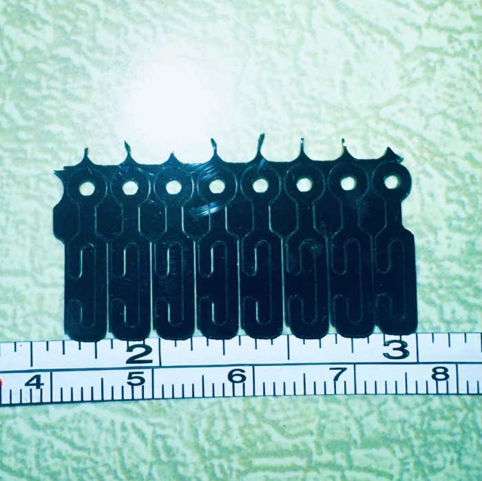 Radical RC Flexi-Keepers .81" (2mm) Wire L Bends 8 Pack